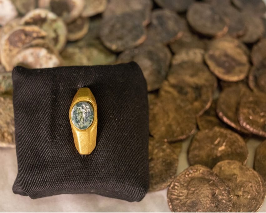 10 Most Recent Treasures Found Around the World #2 - Booboone.com